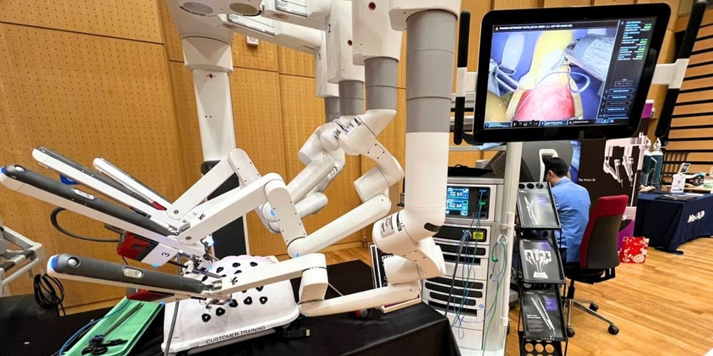 Revolutionizing Robotic Surgery Training Through Hyper-realistic ...
